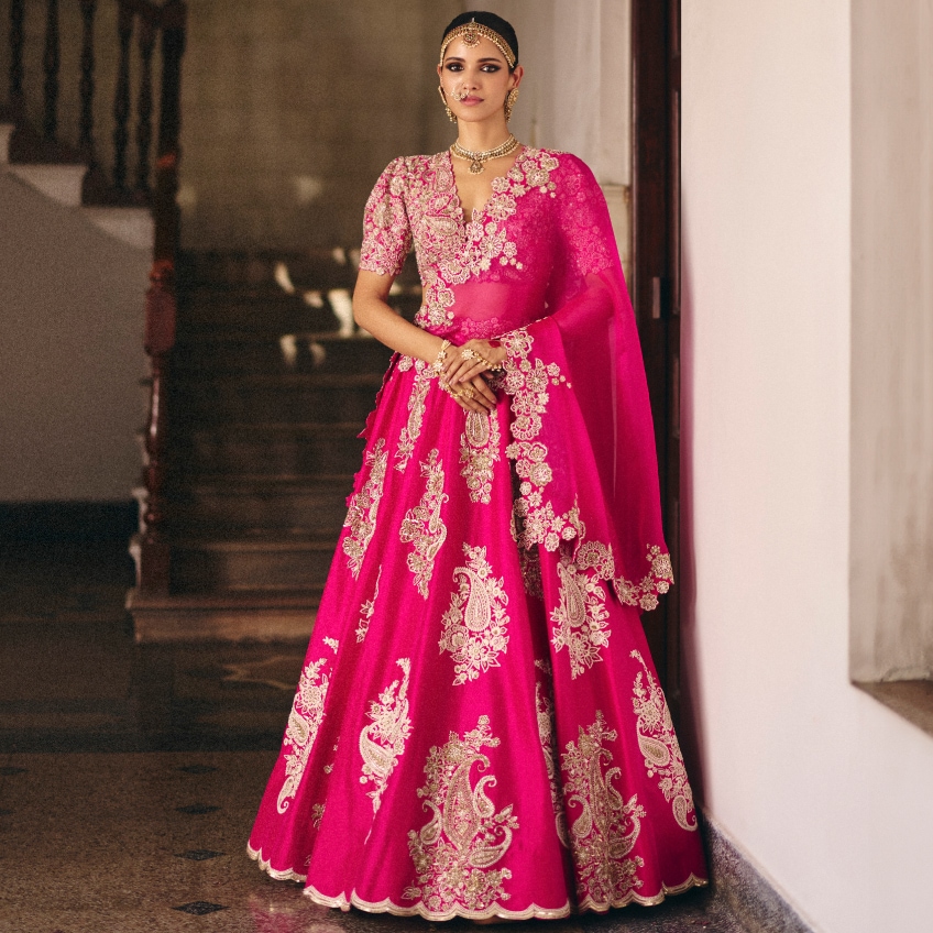 Pernia's Pop Up Shop: Luxury Designer Ethnic Clothing Website 2024