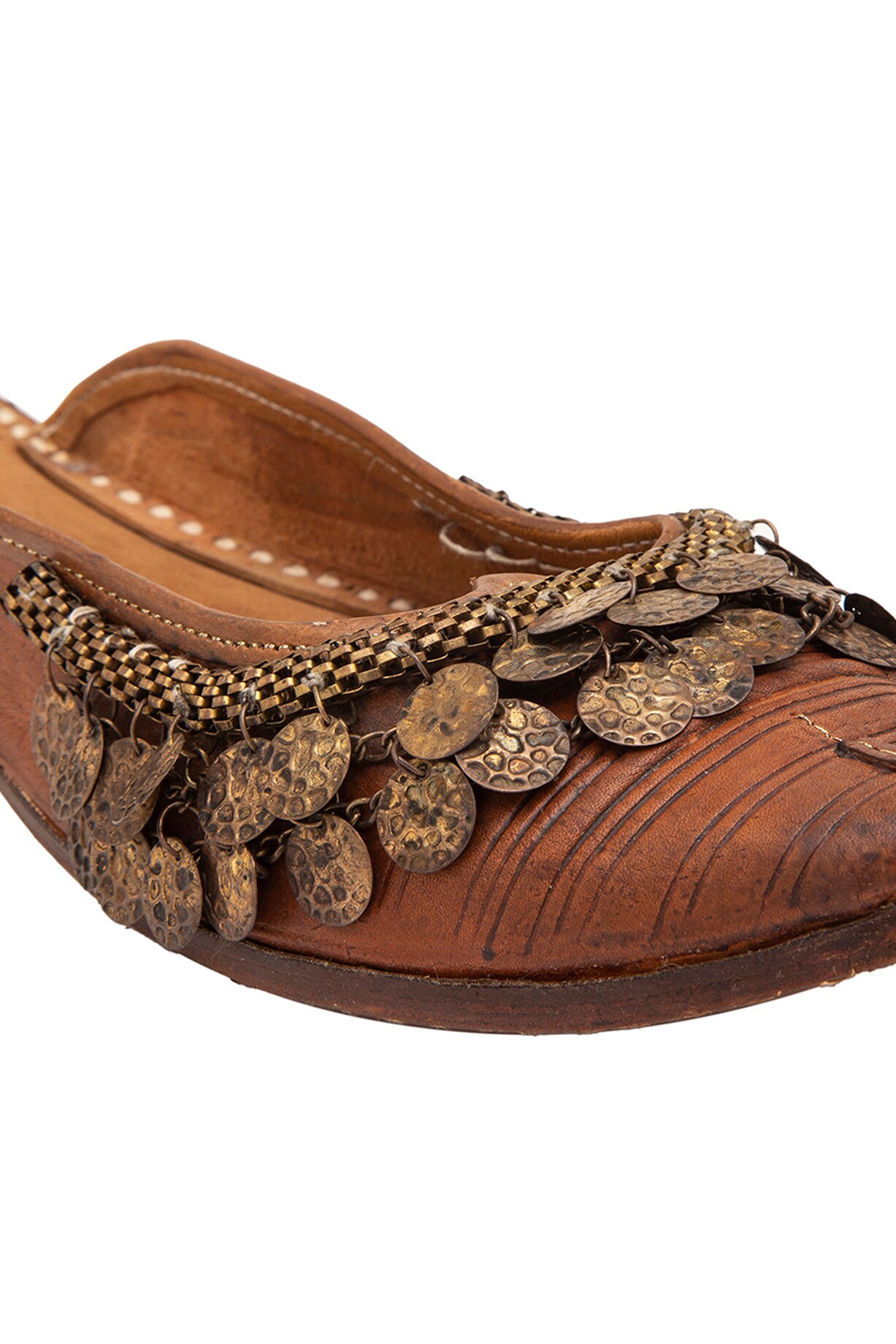 Brown Embellished Juttis Design by 5 Elements at Pernia's Pop Up Shop 2024