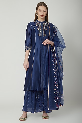 Buy 5X by Ajit Kumar Designer Sarees, Lehengas, Anarkalis 2024