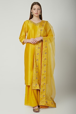 Buy 5X by Ajit Kumar Designer Sarees, Lehengas, Anarkalis 2025