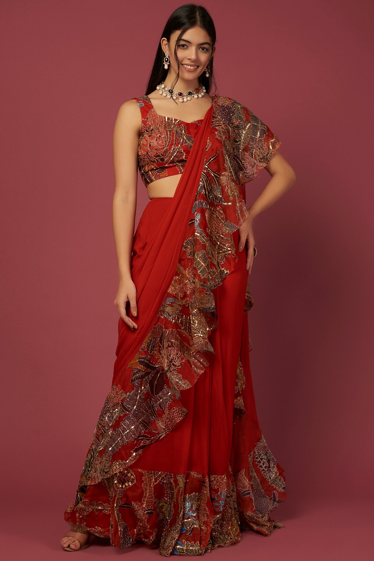 Red Embellished Saree Set by Aisha Rao at Pernia's Pop Up Shop 2025