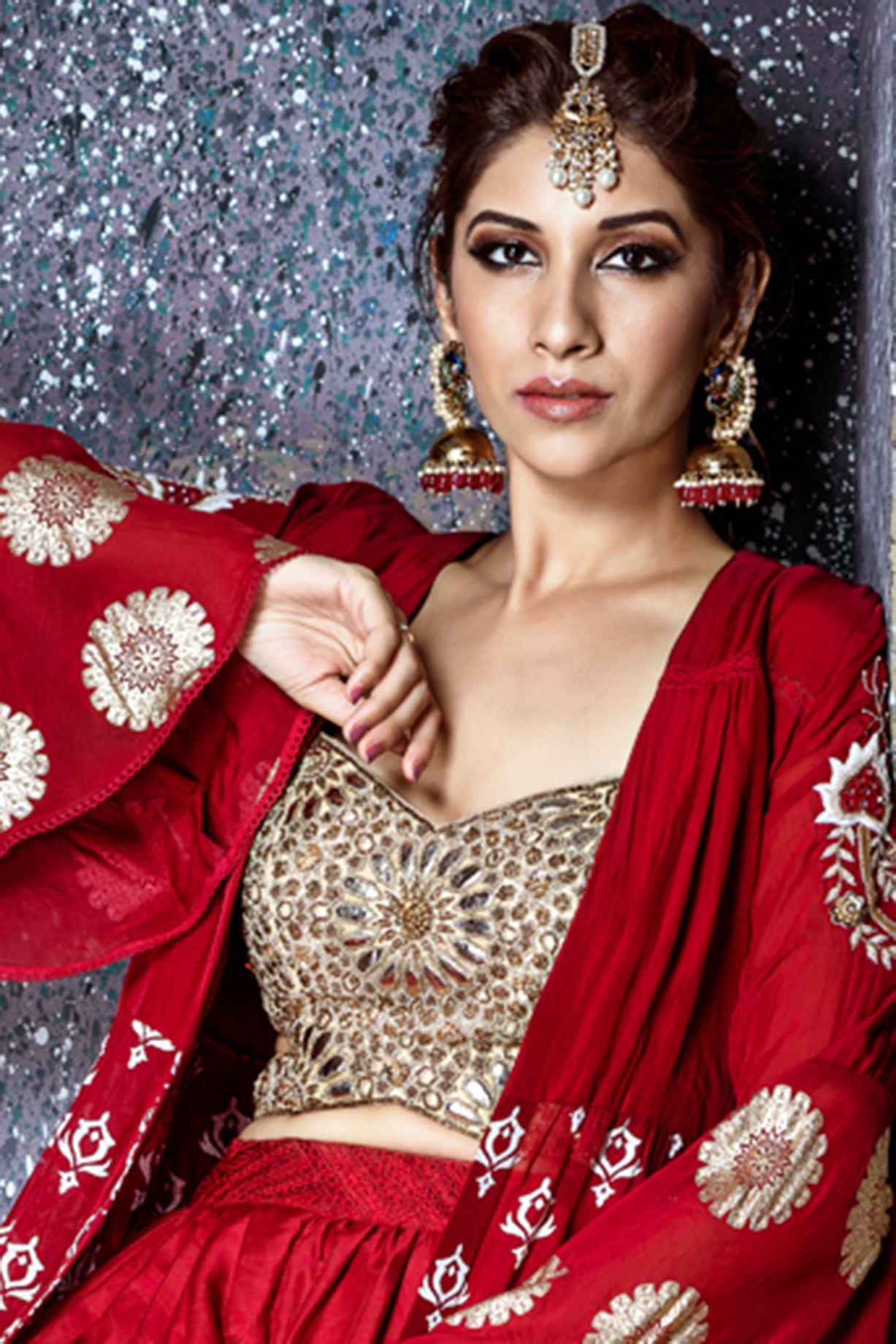 Red Muslin Slub Draped Skirt Set With Cape Design by Aaryaa By Kashveen Kohli at Pernia's Pop Up ...