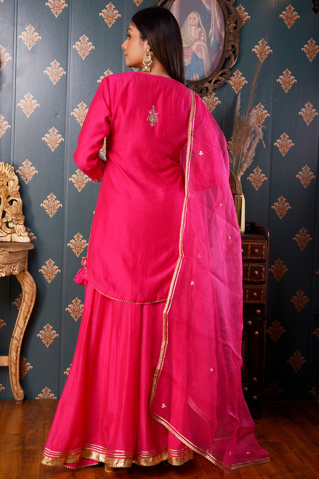 Rani Cotton Silk Gharara Set Design by Abbaran at Pernia's Pop Up Shop 2024