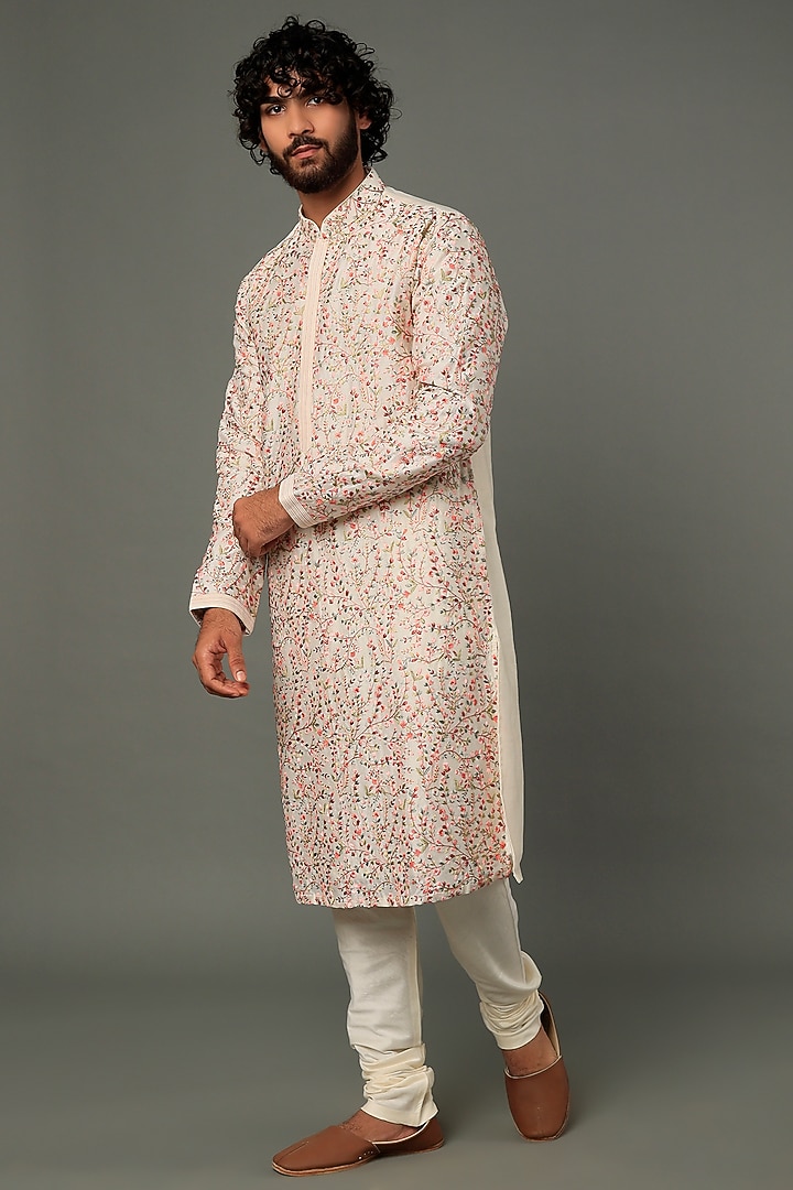 Off-White Resham Embroidered Kurta Set by AUGUST by Swati Akash ...