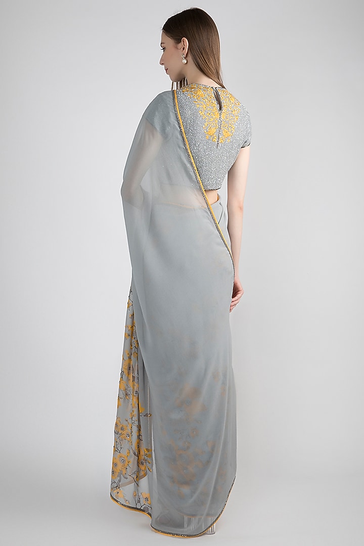Grey Printed & Embroidered Saree Set by Adah at Pernia's Pop Up Shop 2025