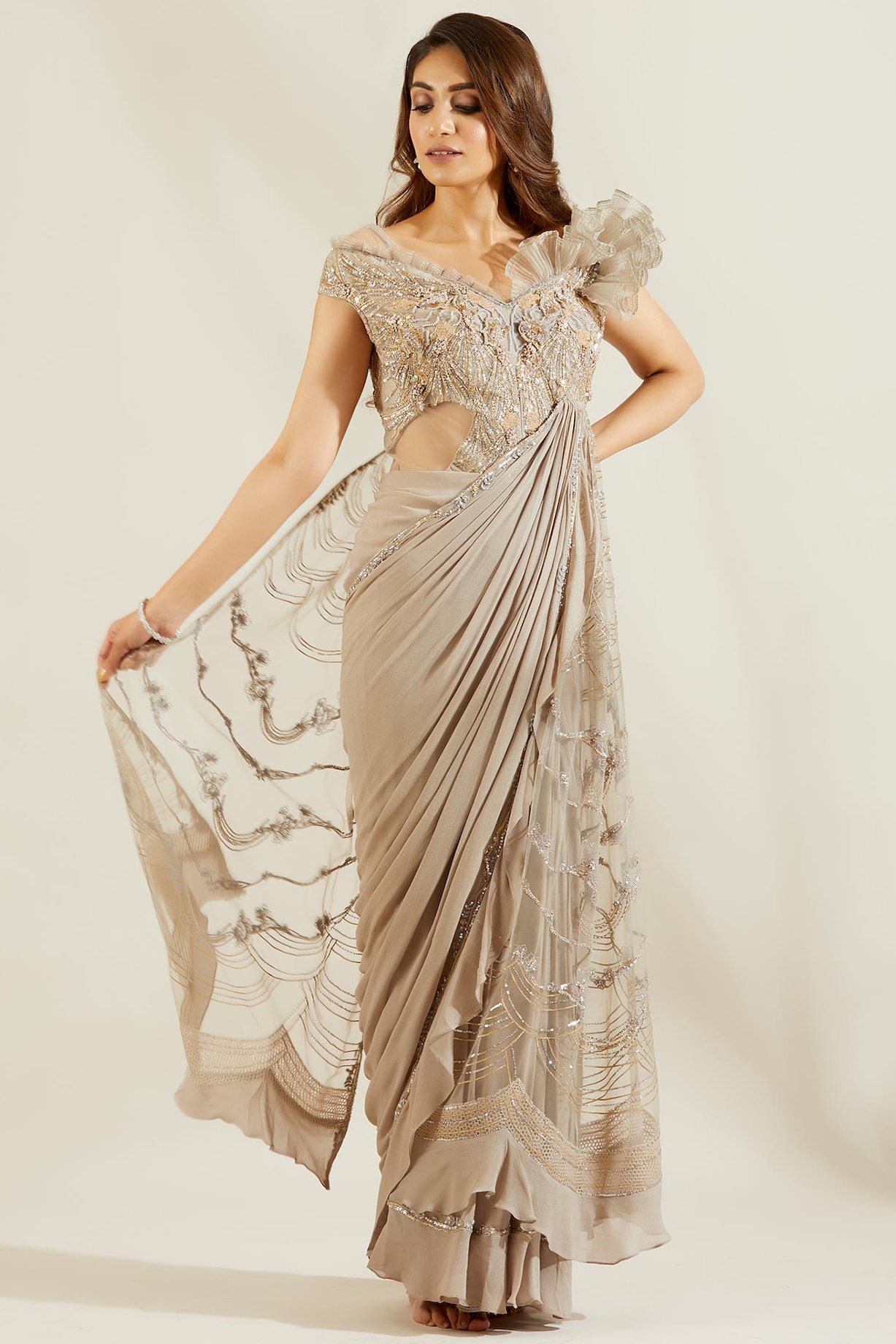 Grey Gold Georgette & Net Pre-Stitched Draped Saree Set by Adaara Couture at Pernia's Pop Up ...