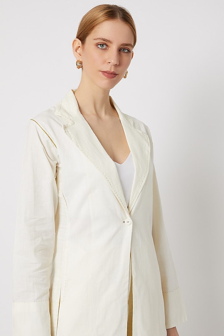 White Jacket With Front Opening by Ahmev at Pernia's Pop Up Shop 2025