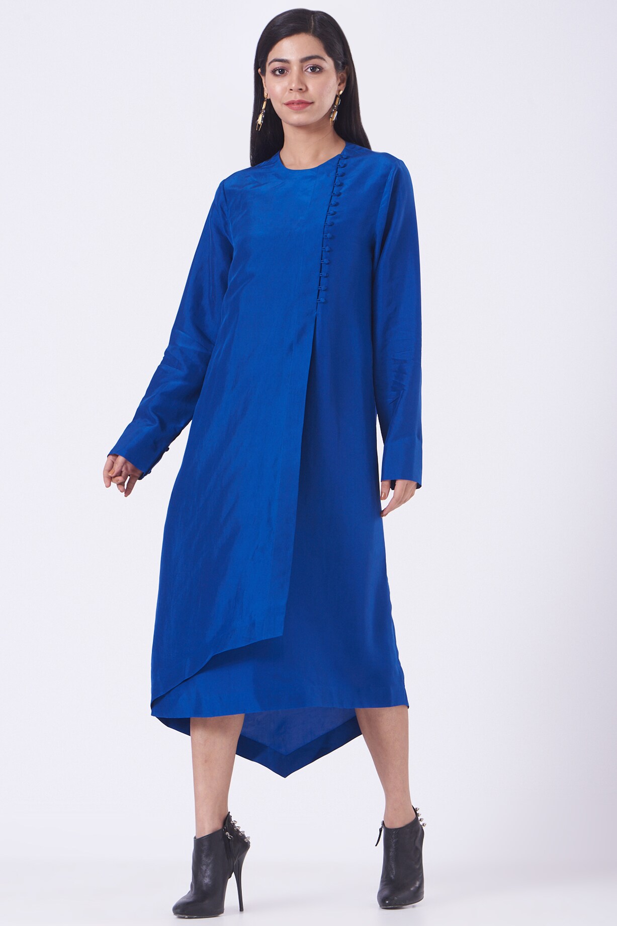 Cobalt Blue Silk Habutai Wrapped Kurta by Rishta by Arjun Saluja at ...