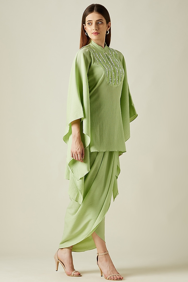 Green Silk Tissue Draped Skirt Set Design by Aakaar at Pernia's Pop Up ...