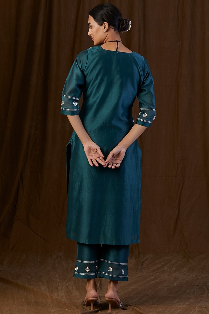 Dark Green Embroidered Kurta Set Design by Alokik by Divya at Pernia's ...