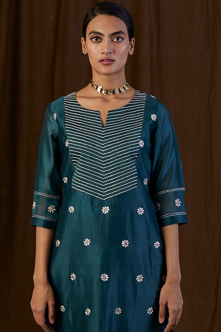 Dark Green Embroidered Kurta Set Design by Alokik by Divya at Pernia's ...
