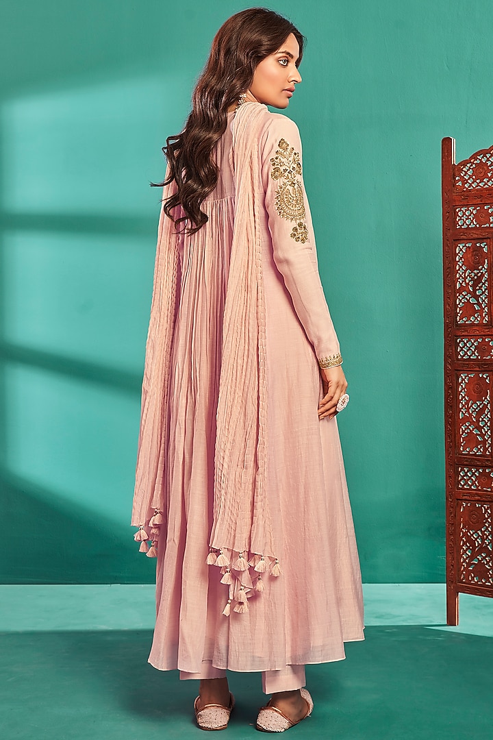 Blush Pink Soft Chanderi Embroidered Anarkali Set by Almaari by Pooja Patel at Pernia's Pop Up ...