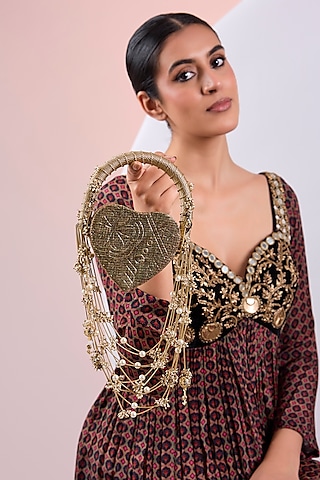 Amama - Buy Earrings, Necklace, Rings Online 2025