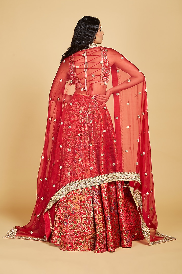 Red Banarasi Silk Embroidered Wedding Lehenga Set by AMRIN KHAN at ...