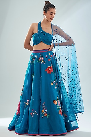 Buy Amit Sachdeva Designer Lehengas, Gowns, Anarkalis 2025