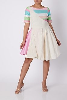 Buy Amit Sachdeva Designer Lehengas, Gowns, Anarkalis