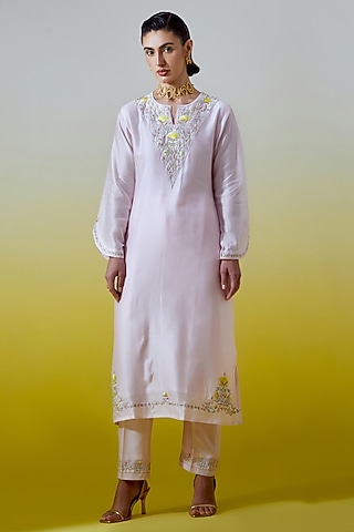 Light Pink Silk Chanderi Embroidered Kurta Set by Anantaa By Roohi ...