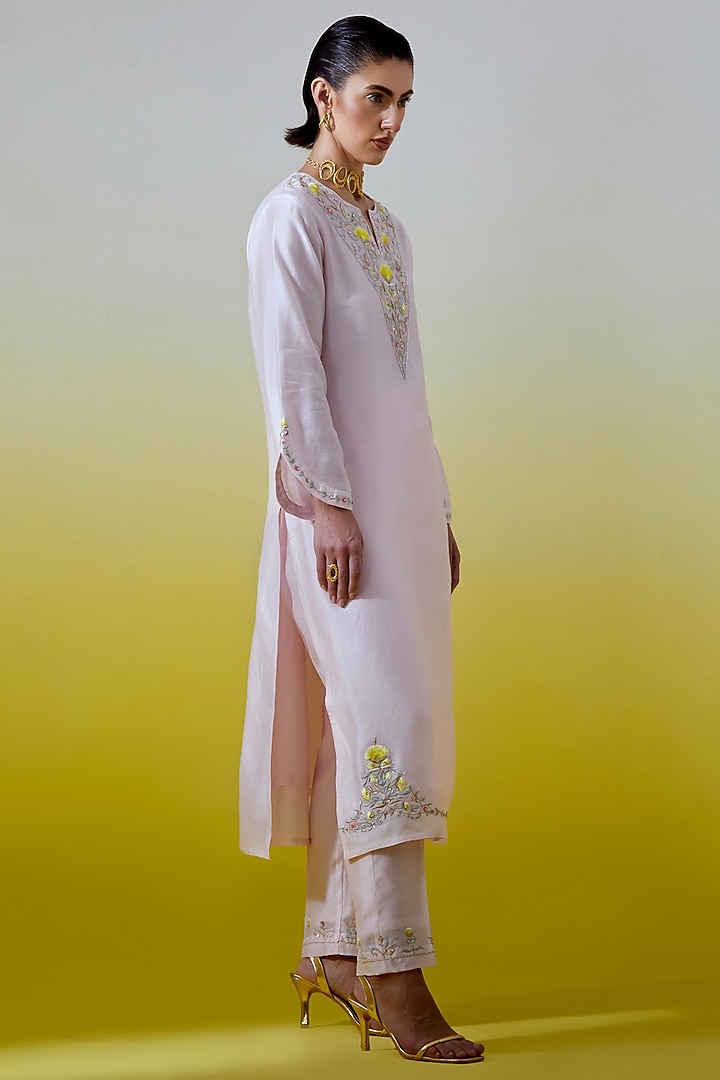 Light Pink Silk Chanderi Embroidered Kurta Set by Anantaa By Roohi ...