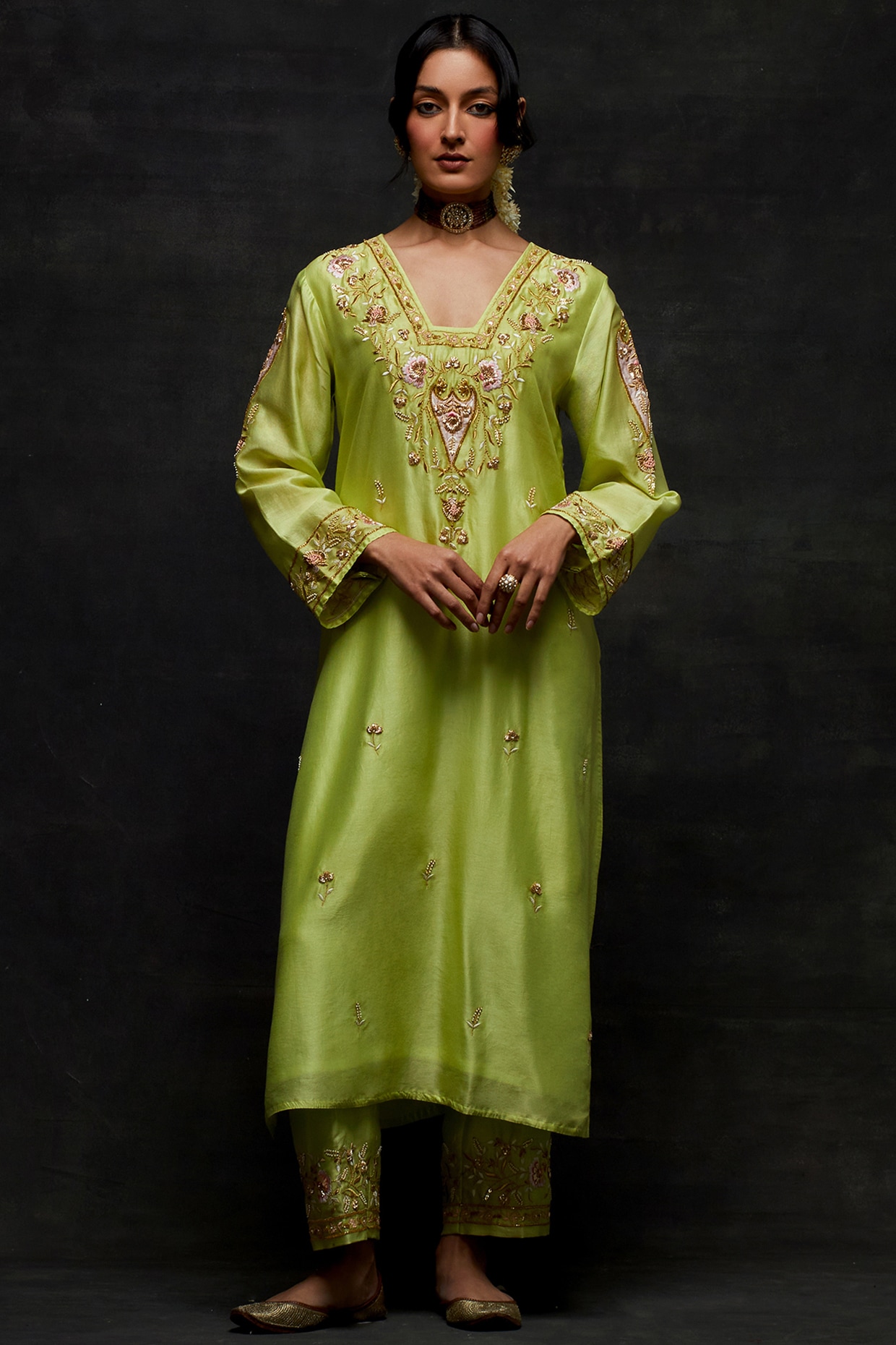 Green Silk Chanderi Floral Embroidered Kurta Set by Anantaa By Roohi ...