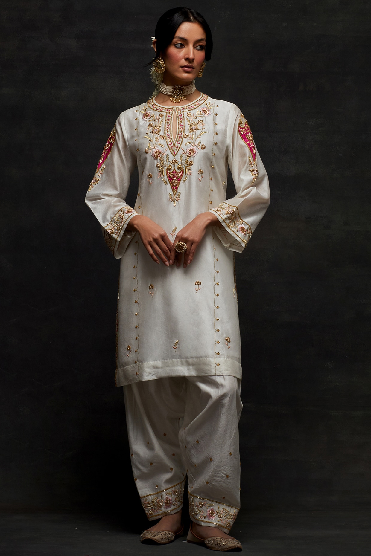 Off-White Silk Chanderi Floral Embroidered Short Kurta Set by Anantaa ...