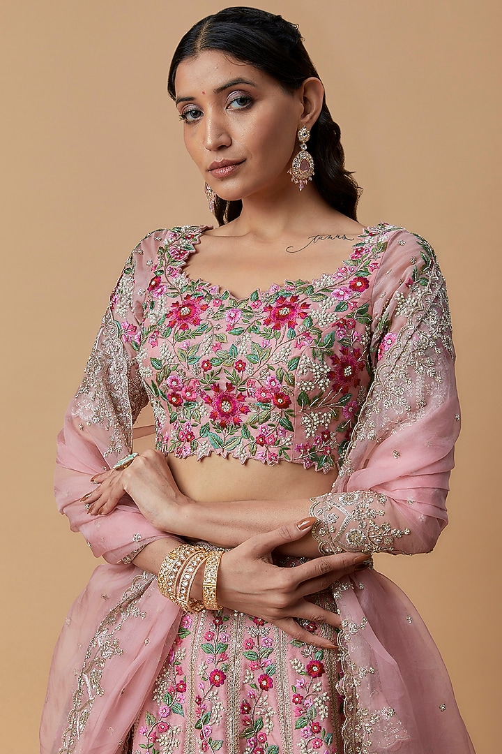 Pink Organza Embroidered Lehenga Set Design by Anushree Reddy at Pernia ...