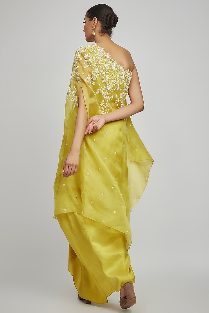 Yellow Organza Pearl Embroidered One-Shoulder Cape Set by Anushree ...