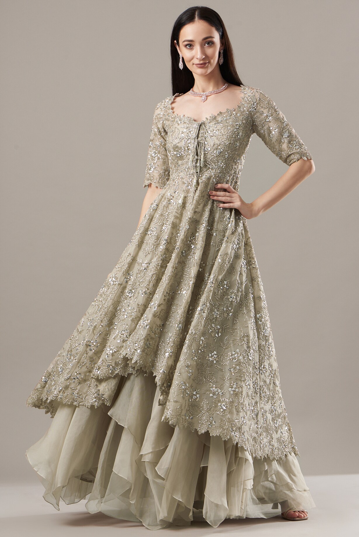 Gold Embroidered Jacket Set by Anushree Reddy at Pernia's Pop Up Shop 2025