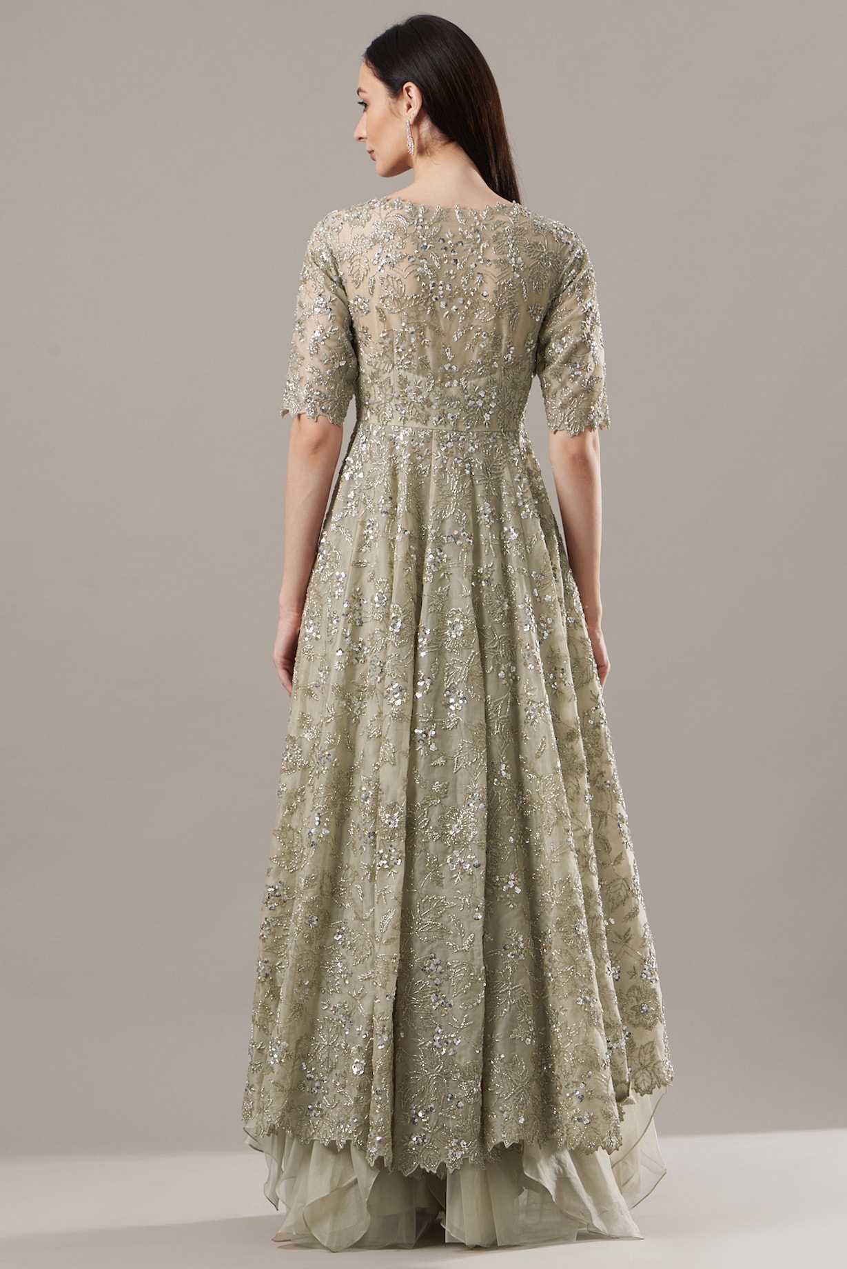 Gold Embroidered Jacket Set by Anushree Reddy at Pernia's Pop Up Shop 2025