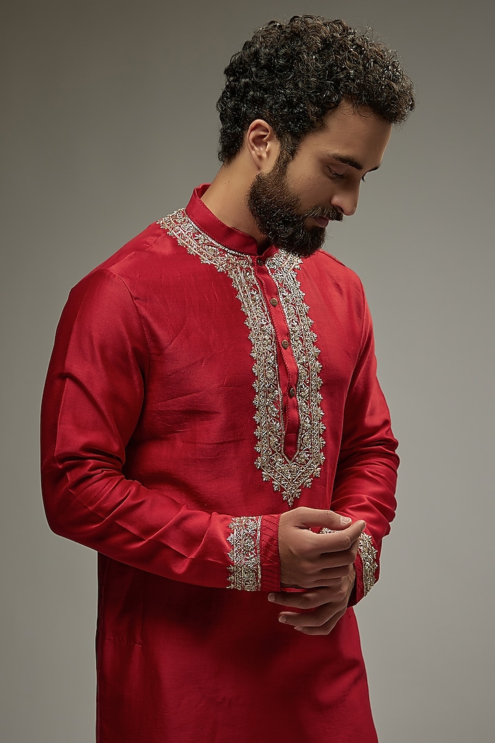 Red Silk Embroidered Kurta Set by Anushree Reddy Men at Pernia's Pop Up ...