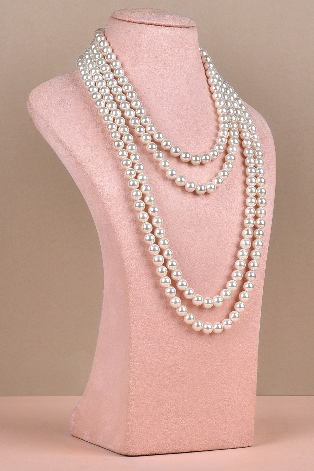 White Pearl Layered Necklace Design By Anaash At Pernias Pop Up Shop 2024