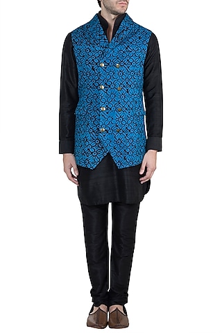 Ananke Designer Clothing: Shop Kurtas, Jackets, Shirts, Pants 2025