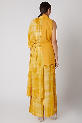 Aroka: Buy Aroka Designer Sarees, Dresses, Skirts, Tops, Pants 2021