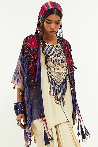 Aseem Kapoor - Buy Kurta Set, Lehenga, Tunics Online 2024