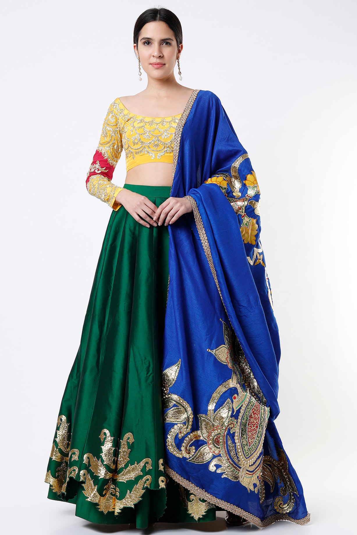 Bottle Green Silk Bridal Lehenga Set by Architha Narayanam at Pernia's ...