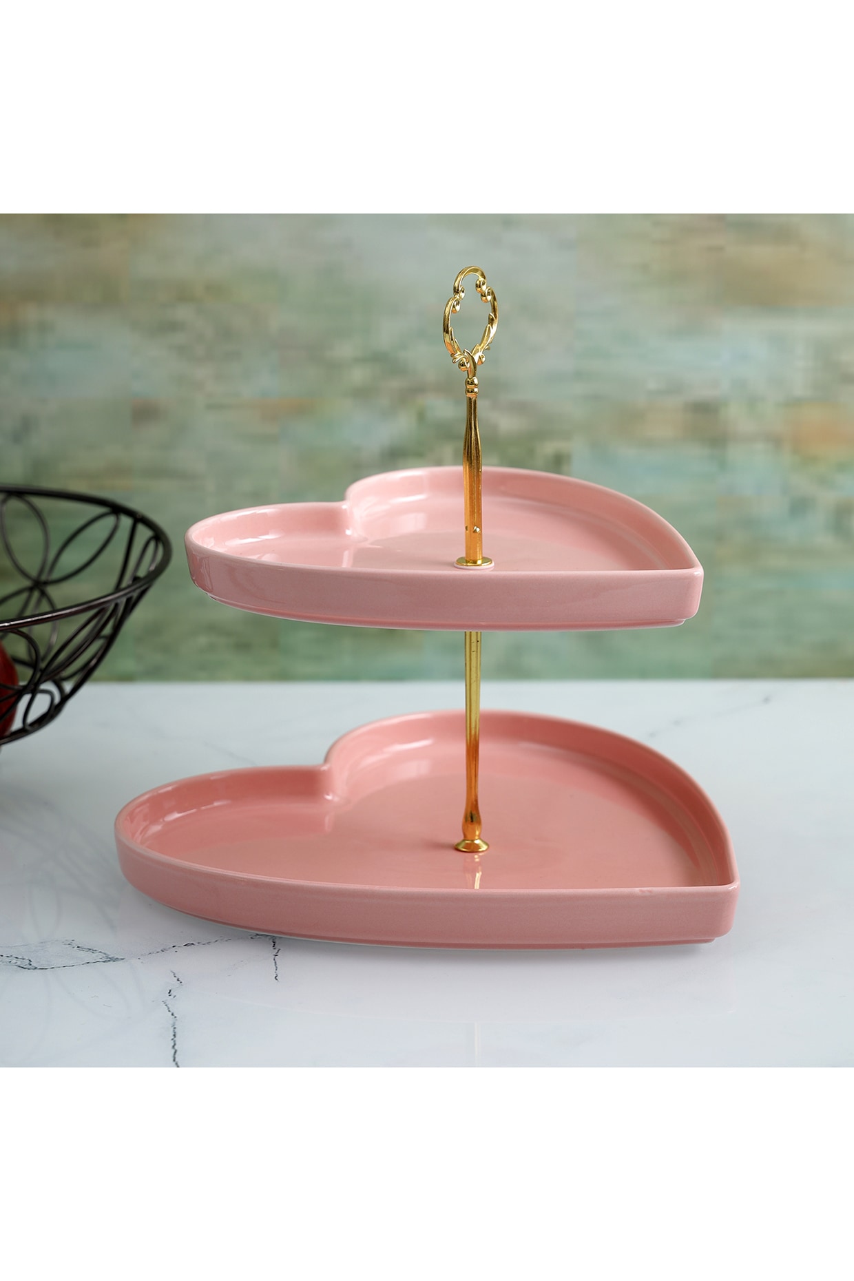Pink Ceramic Heart Shaped Cake & Dessert Stand by A Vintage Affair at ...