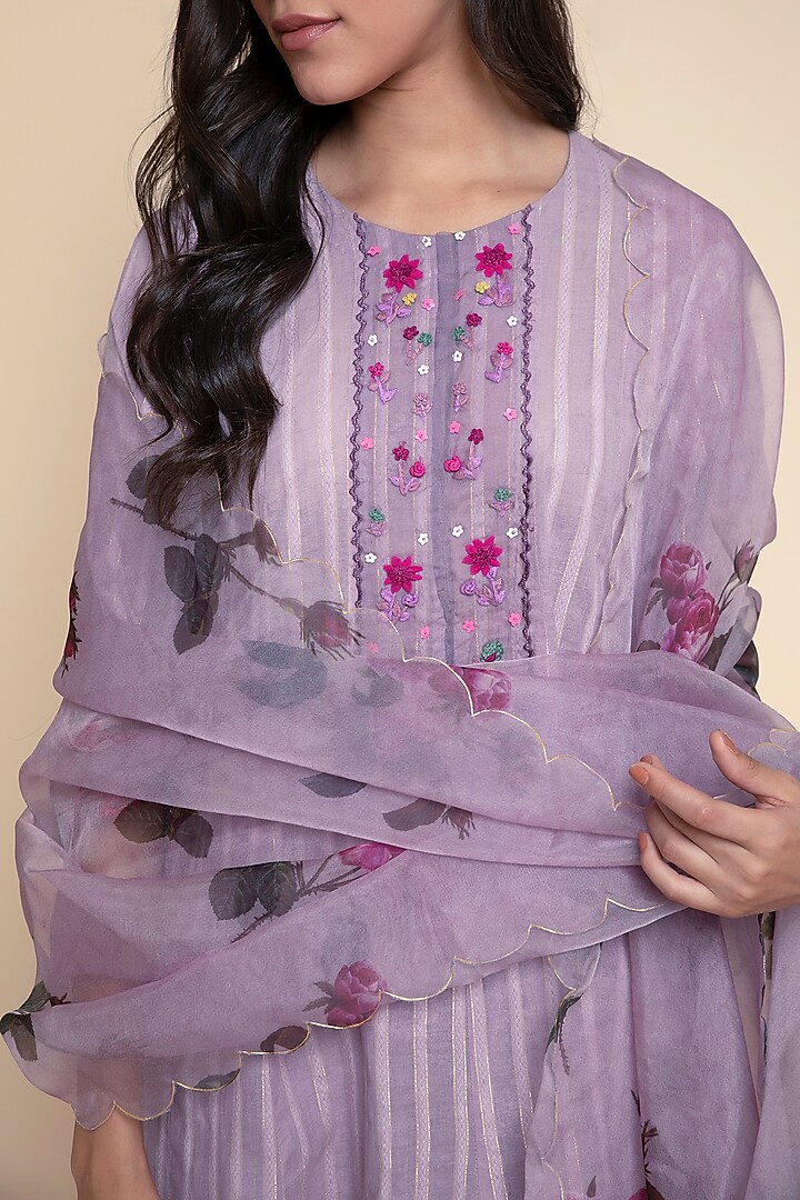 Purple Embroidered Kurta Set Design by Begum Pret at Pernia's Pop Up ...