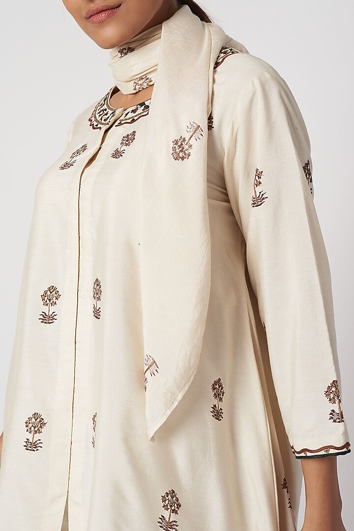 Off White Block Printed Dress With Pants by Bohame at Pernia's Pop Up ...