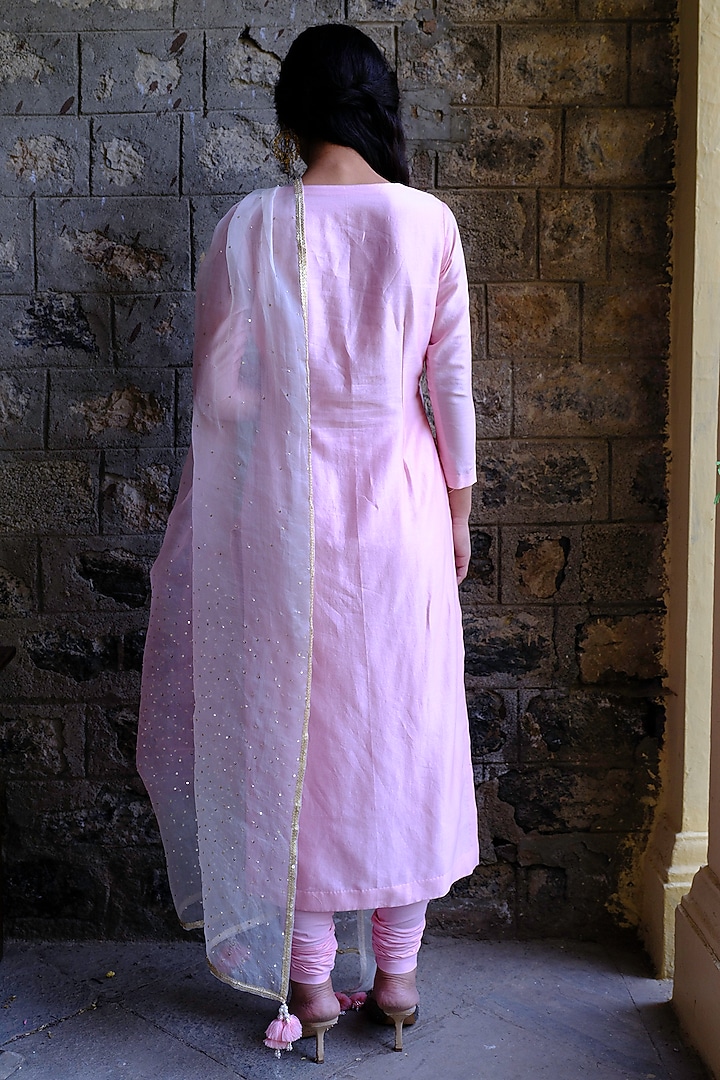 Powder Pink Silk Chanderi Badla Embroidered Straight Kurta Set by Bruhi ...