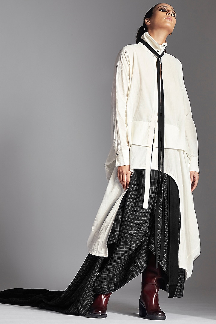 Black & White Linen Dhoti Skirt by Chola at Pernia's Pop Up Shop 2026