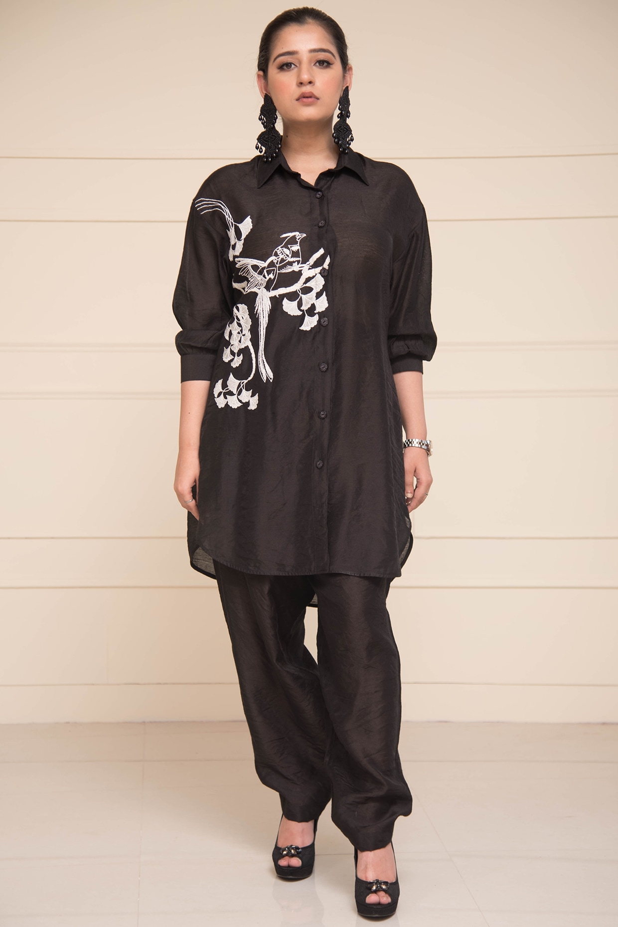 Black Chanderi Applique & Pichwai Embroidered Co-Ord Set by Cheena ...