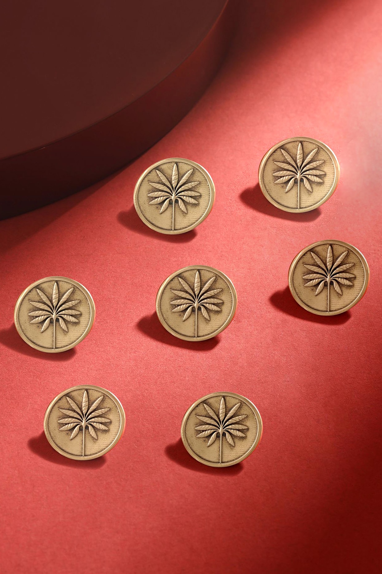 Antique Gold Floral Buttons (Set of 7) by Cosa Nostraa at Pernia's Pop ...
