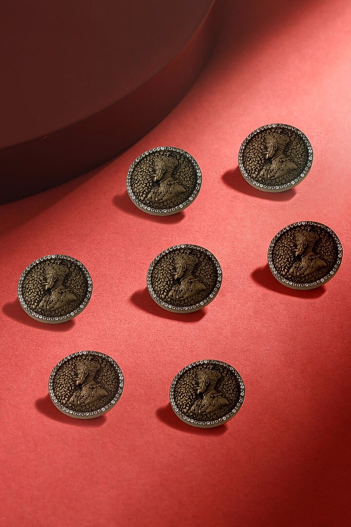 Antique Gold Noble King Buttons (Set of 7) by Cosa Nostraa at Pernia's ...