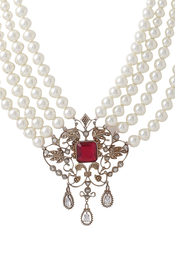 White Beaded Layered Mala by Cosa Nostraa at Pernia's Pop Up Shop 2025