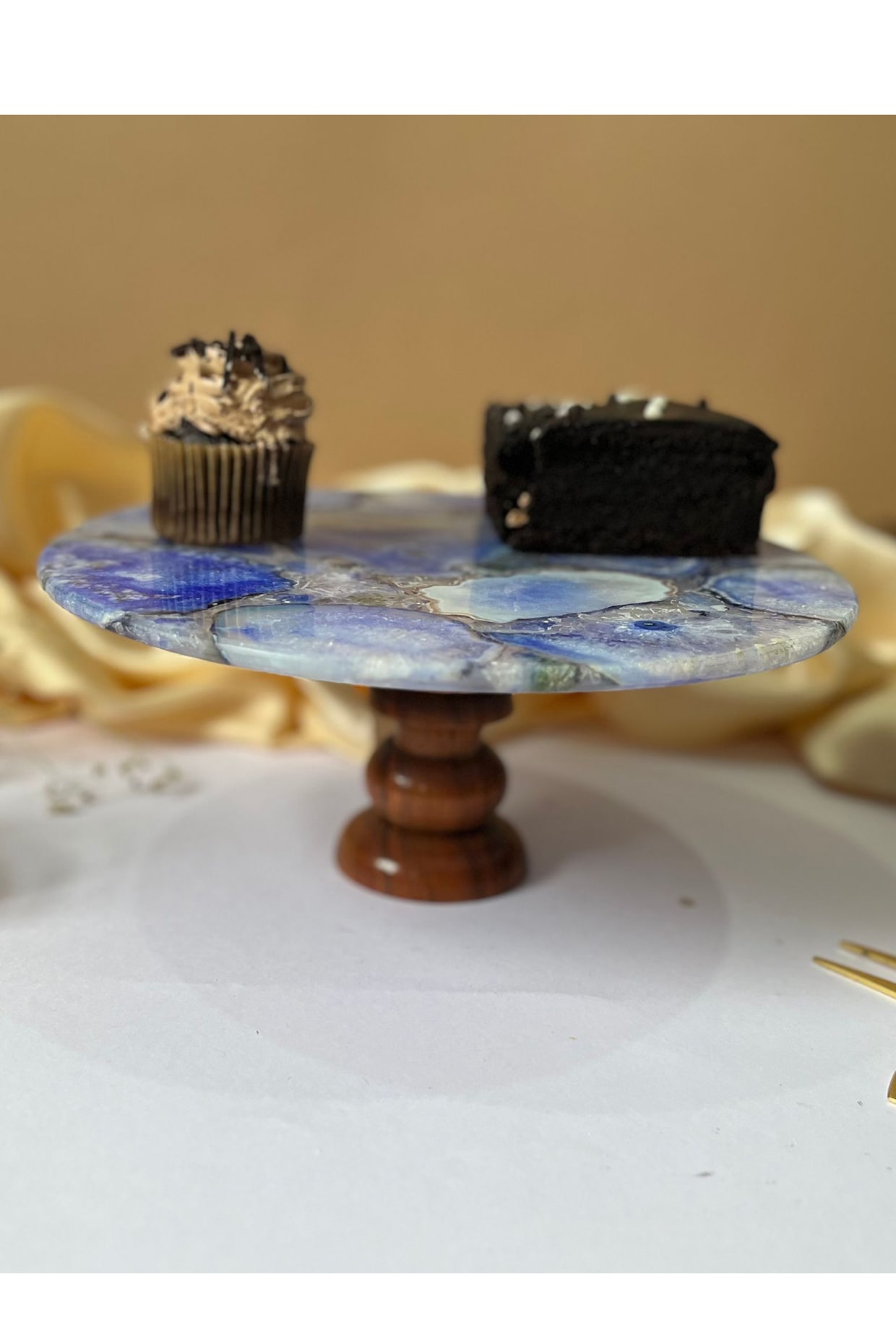 Blue Agate Cake Stand With Wooden Base by Home Jewels by Cotton Indya ...