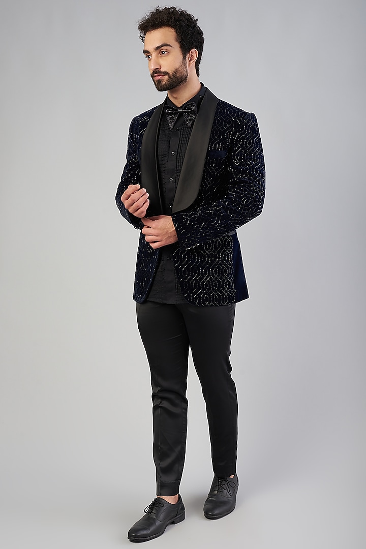 Navy blue Velvet Tuxedo Set With Hand Work by CP SINGH at Pernia's Pop ...