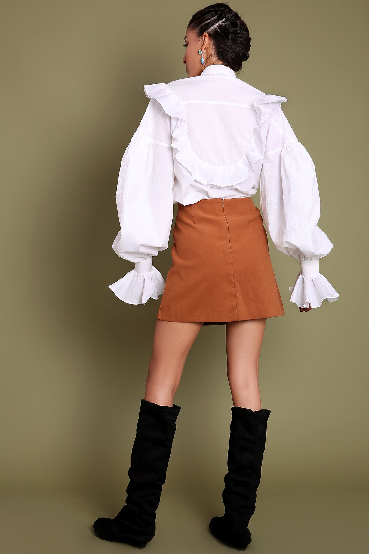 White Shirt With Puffed Cuffs by Daisy Days at Pernia's Pop Up Shop 2025