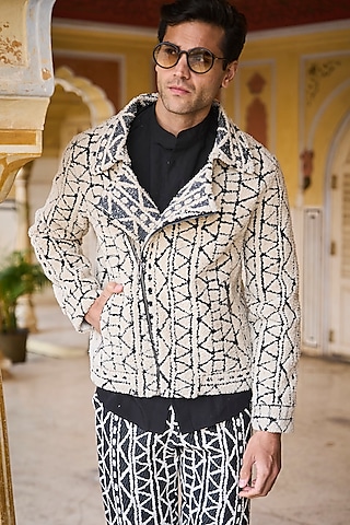 Designer Jackets For Men - Buy Contemporary & Classic Collection of ...