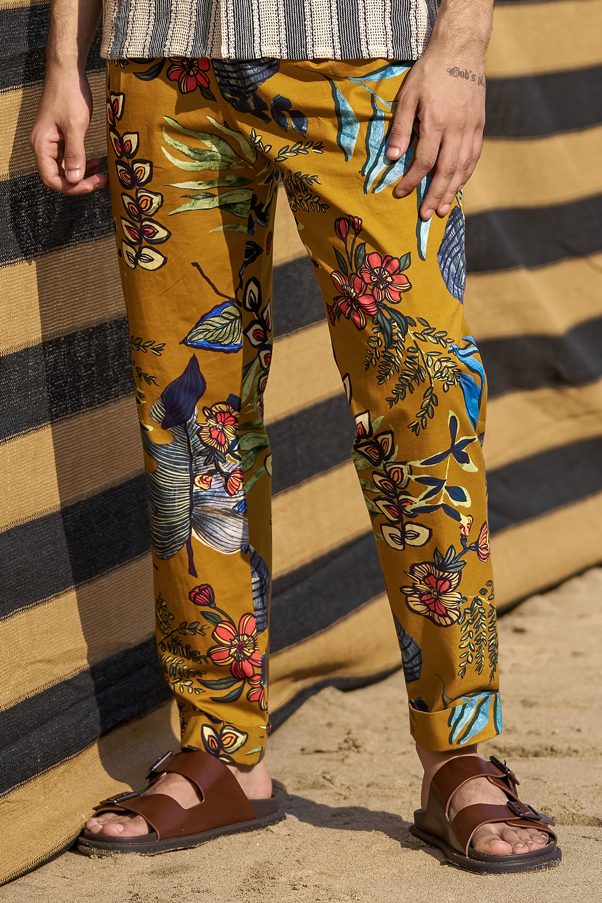 Printed pants for men store