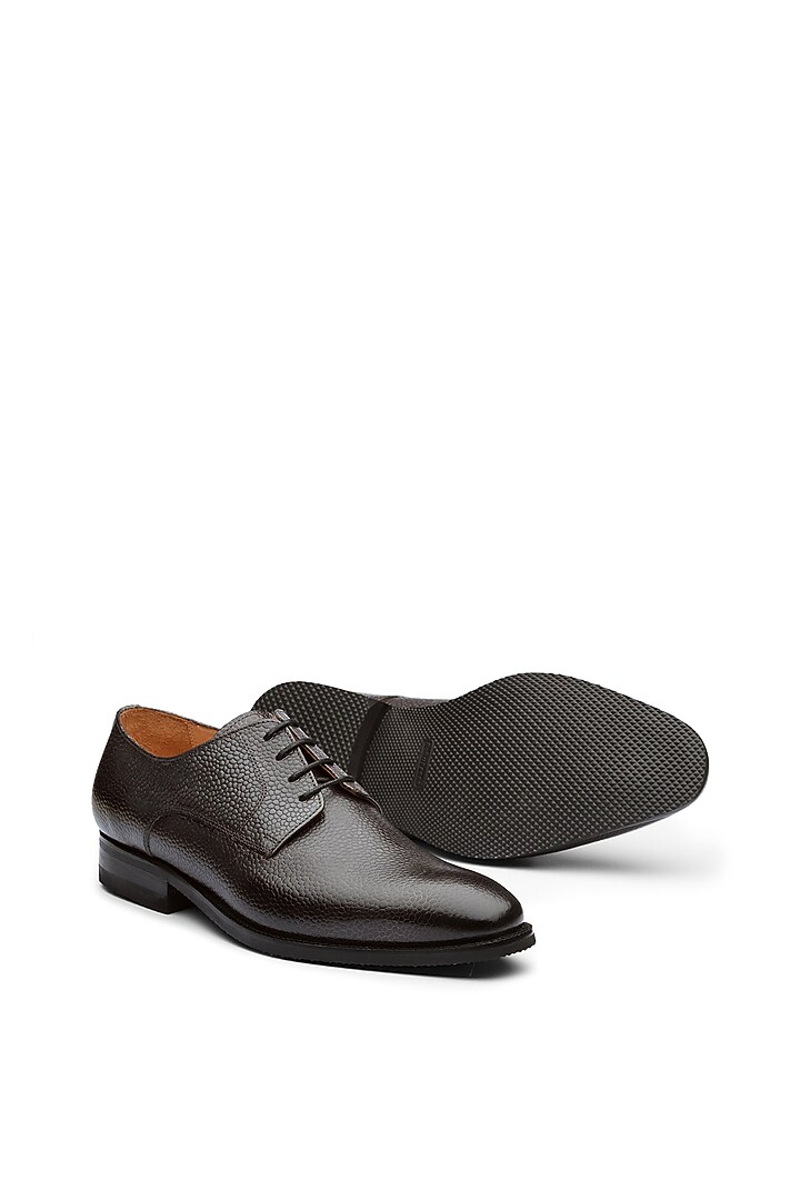 Cedar Calf Leather Oxford Shoes by Dapper Shoes Co. at Pernia's Pop Up ...