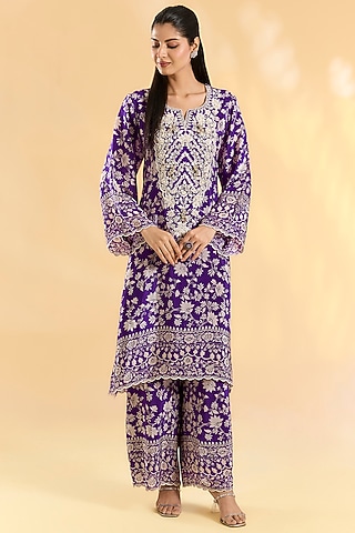 Purple Crepe Hand & Machine Embroidered Kaftan Set by Devika Bhayana at ...